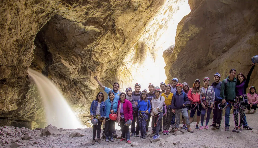 Trekking en el Cañón de Autisha: Guía Completa para una Aventura ...