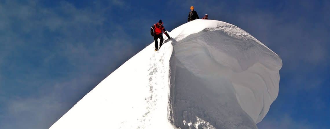 Guía Completa de Trekking y Escalada en el Nevado Copa, Ancash: Rutas ...